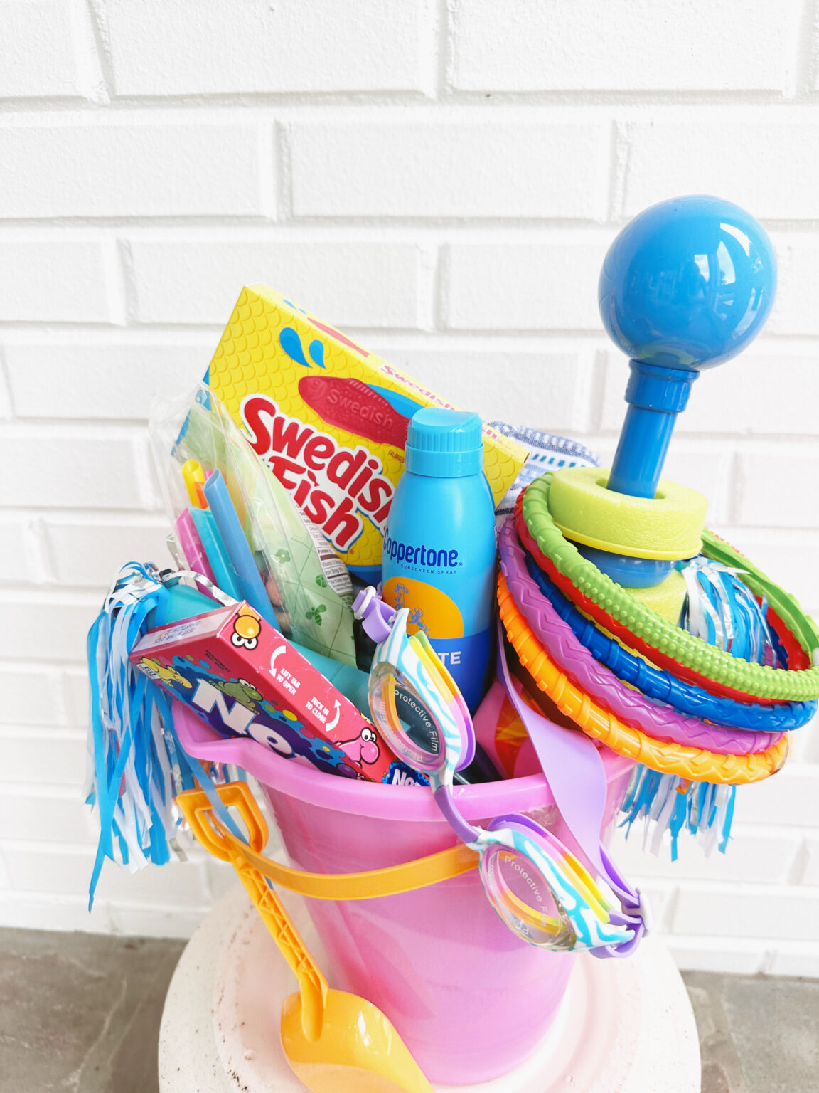 Hostess Gifts: For the Whole Family | Living With Landyn